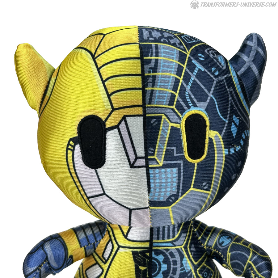 Merchandise - Transformers Universe